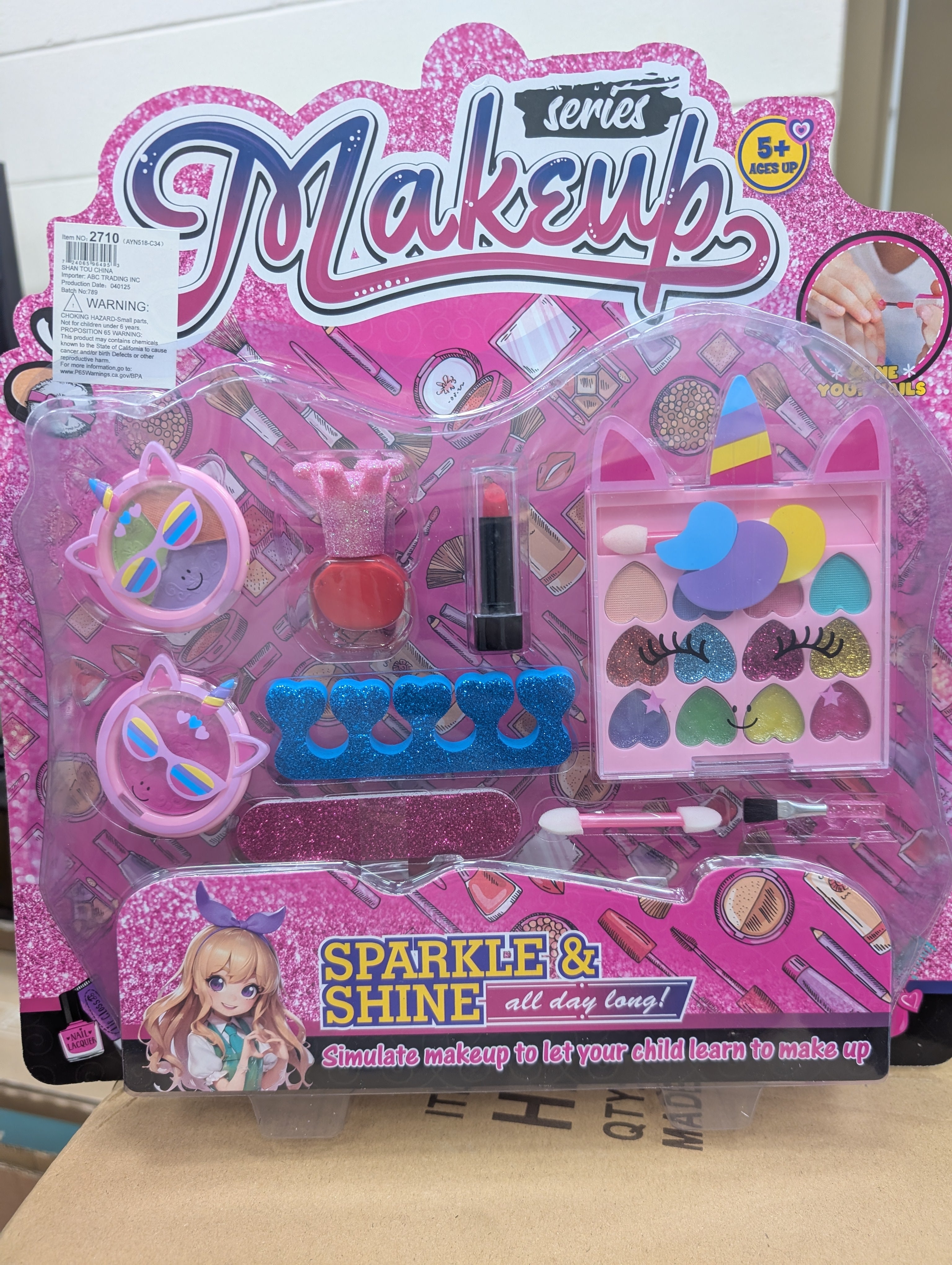 Sparkle and Shine Makeup Kit – Sheboygan Discount Warehouse