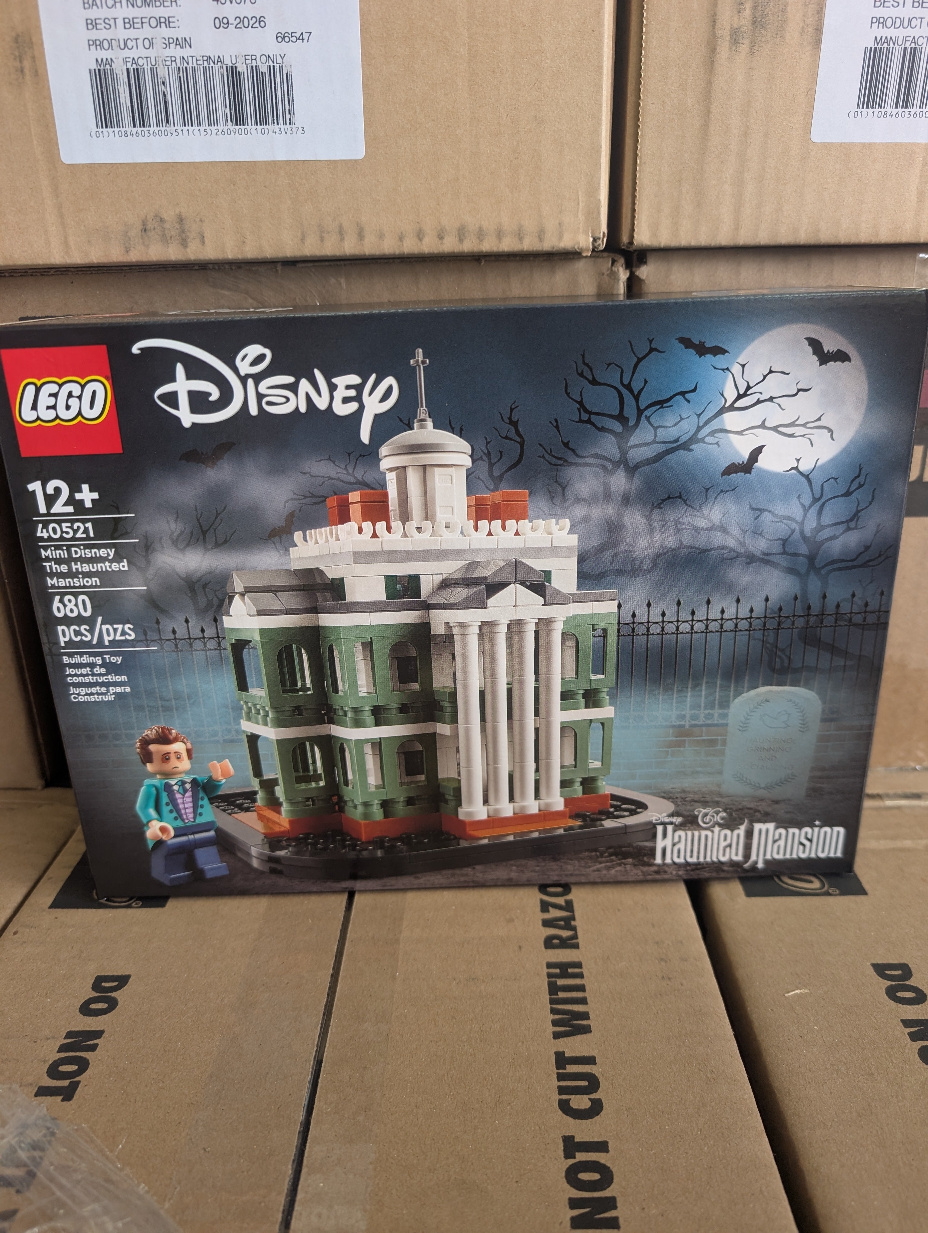 LEGO 40521 Disney Haunted Mansion – Sheboygan Discount Warehouse